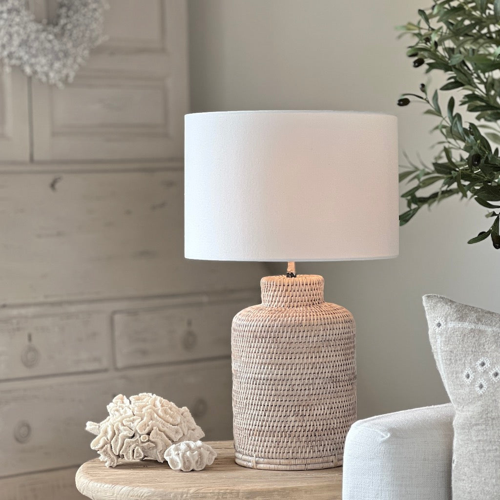 Slim Tea Caddy Whitewashed Rattan Table Lamp – Cowshed Interiors